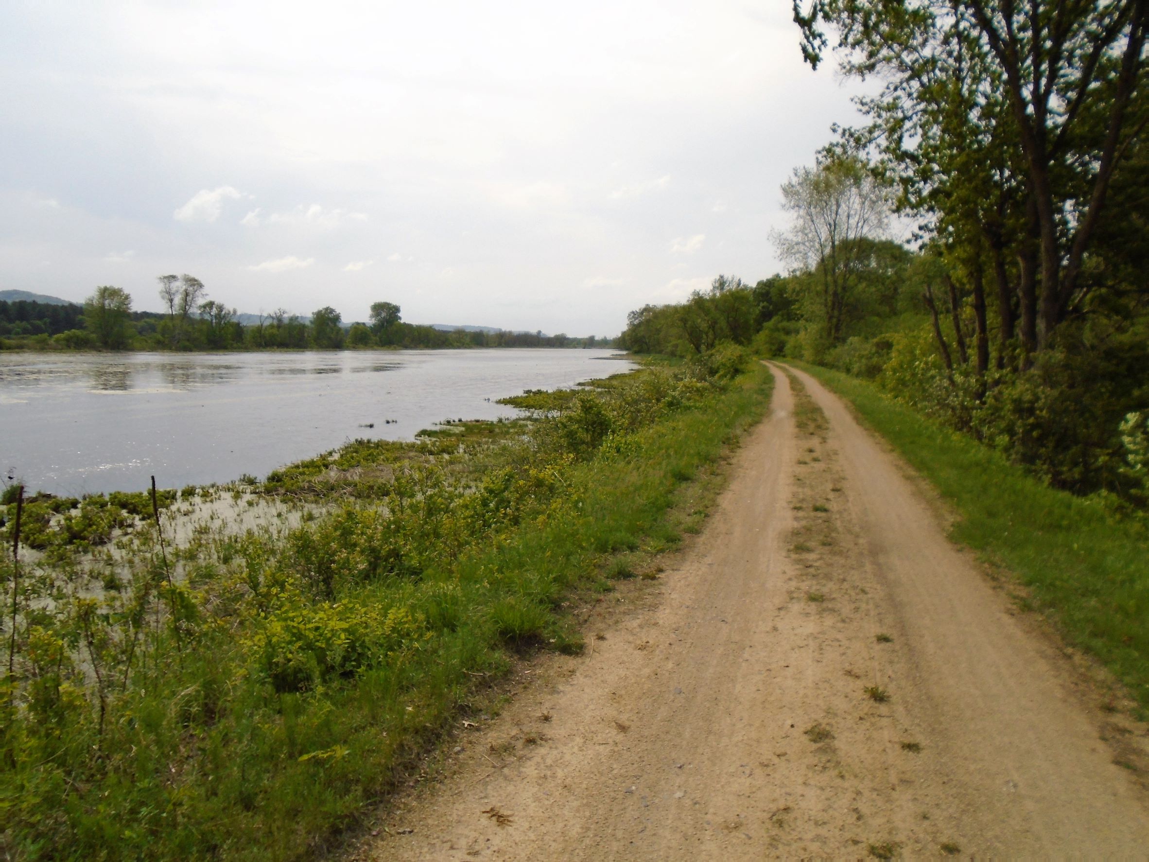 Great River State Trail: Midway to Trempealeau – Wisconsin Bike Trails